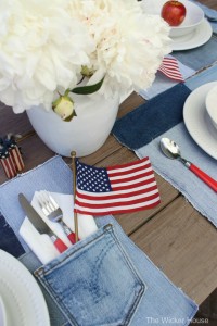 Easy sew denim placemats and a patriotic table setting - Ella Claire & Co.
