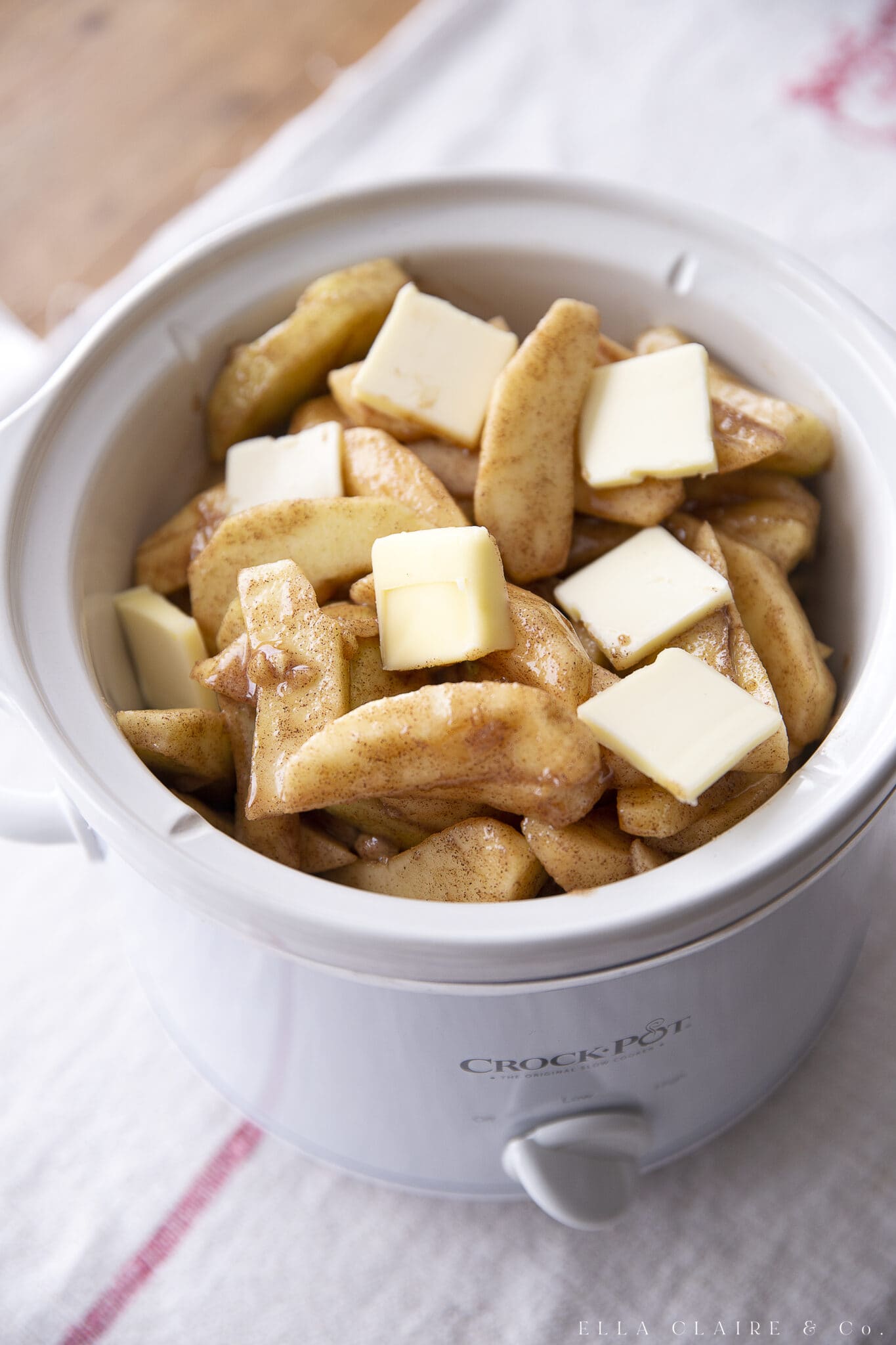 The MOST Delicious Cinnamon Apples in a Slow Cooker - Ella Claire & Co.
