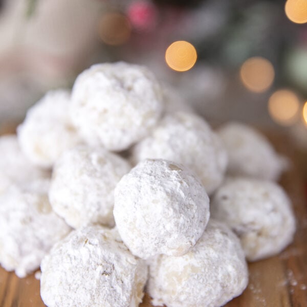 Snowball Cookies for Christmas - Ella Claire & Co.