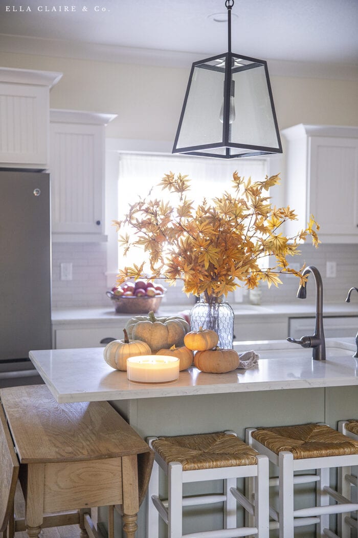 Cozy Fall Decorating Ideas - Ella Claire & Co.